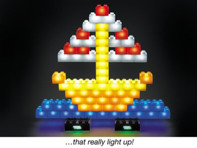Light-Up Building Bricks - Master Set at Lakeshore Learning