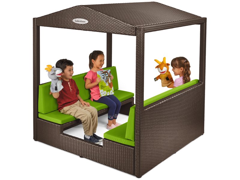 Outdoor Cozy Cabana at Lakeshore Learning