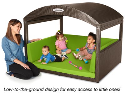 Outdoor Lounge & Play Bungalow at Lakeshore Learning