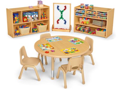 Math & Manipulatives Instant Learning Space at Lakeshore Learning